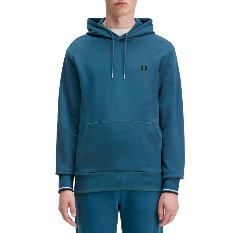 FRED PERRY - Felpa con cappuccio e logo sul petto su Arteni.it FRED PERRY - Felpa con cappuccio e logo sul petto su Arteni.it