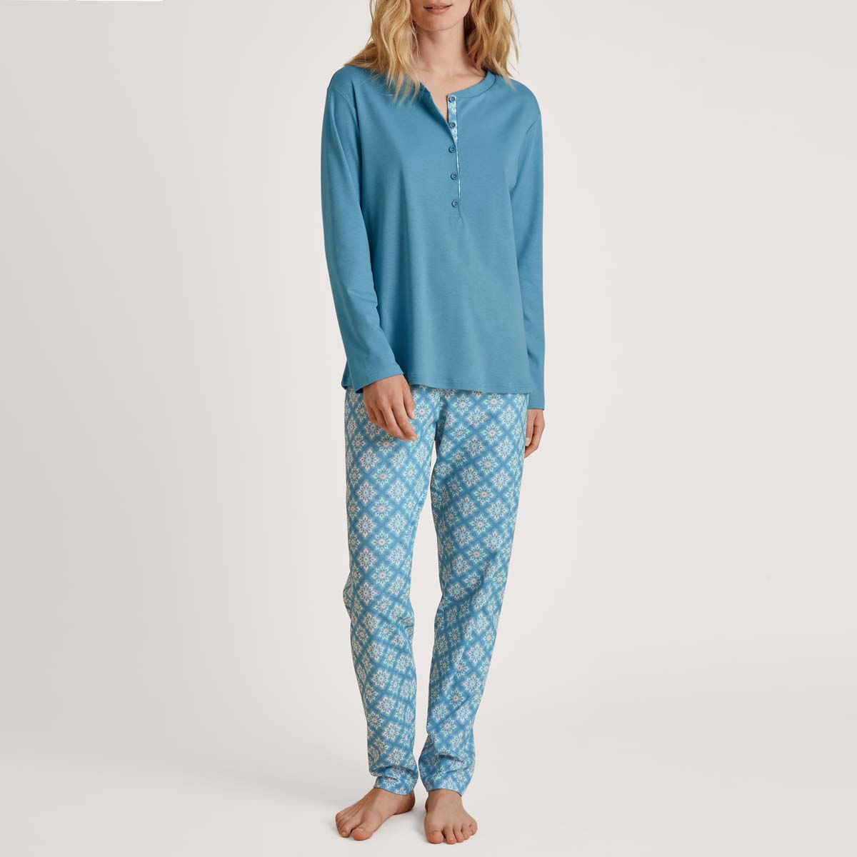 Calida - Long light blue Daylight Dreams pajamas on Arteni.it