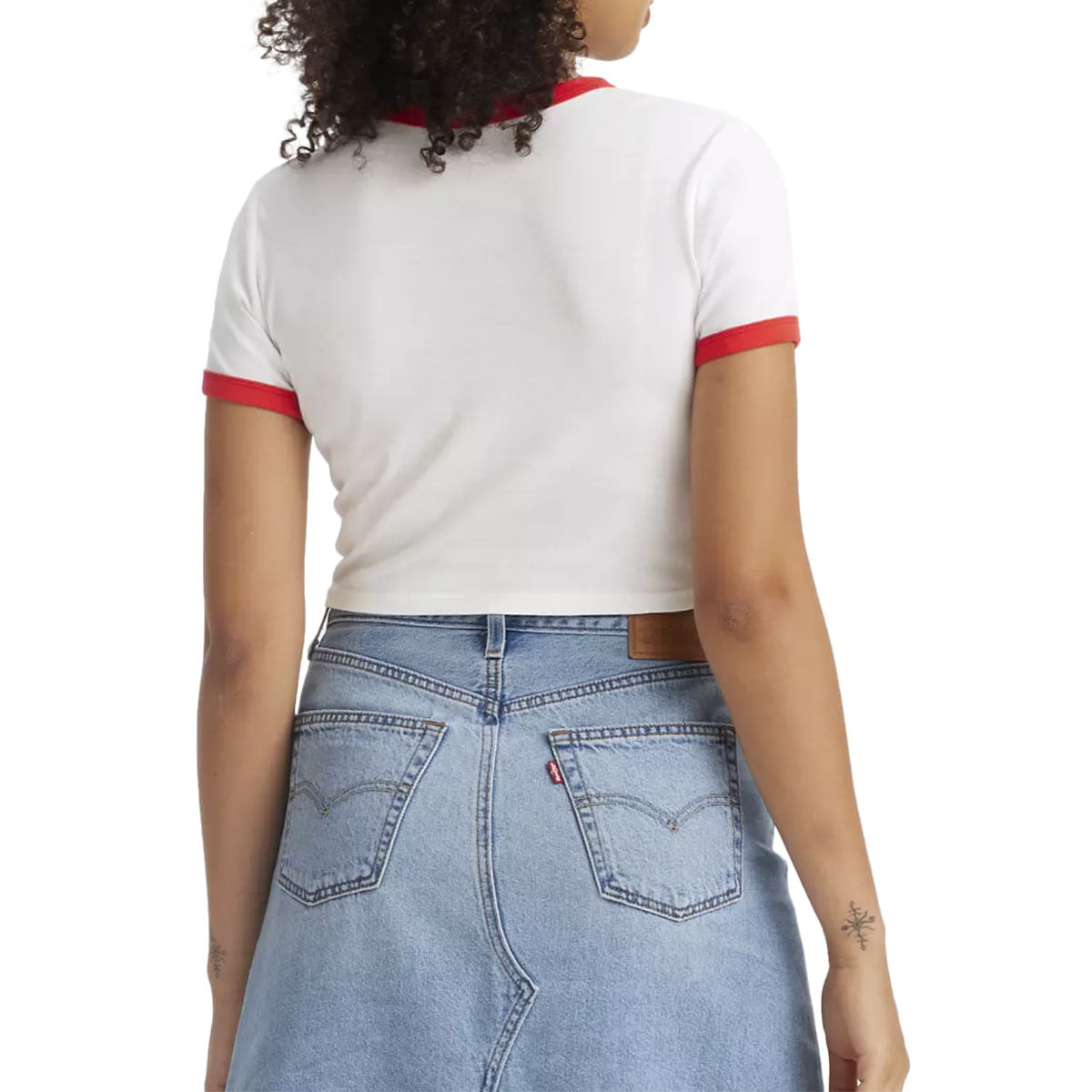 Levi's - T-shirt bianca con disegno sul petto su Arteni.it