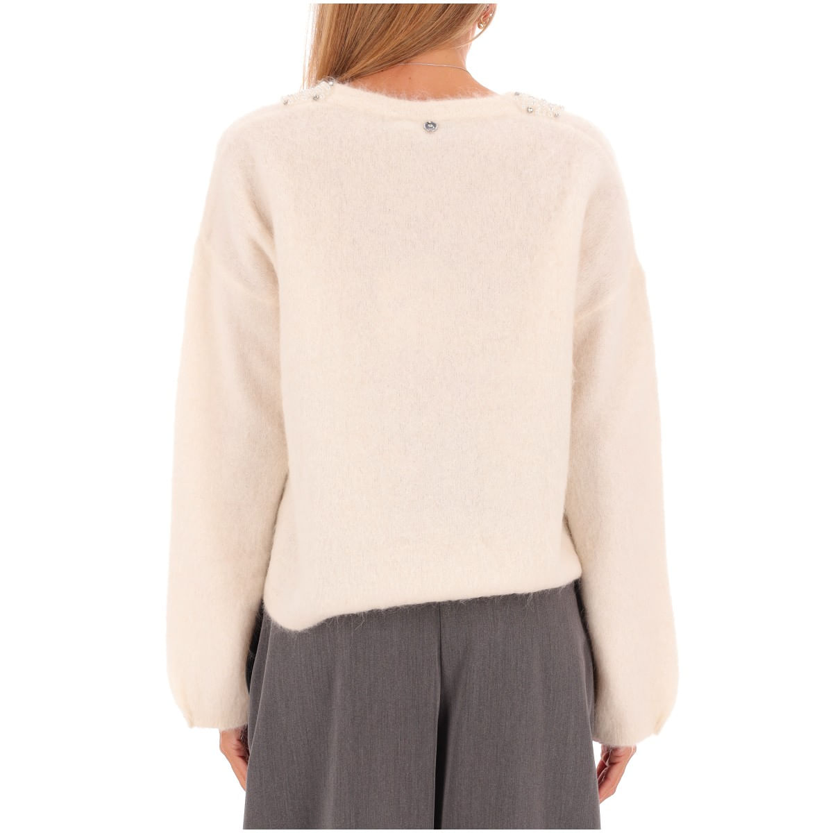 Liu-Jo - Maglia con scollo a U perlato in lana su Arteni.it