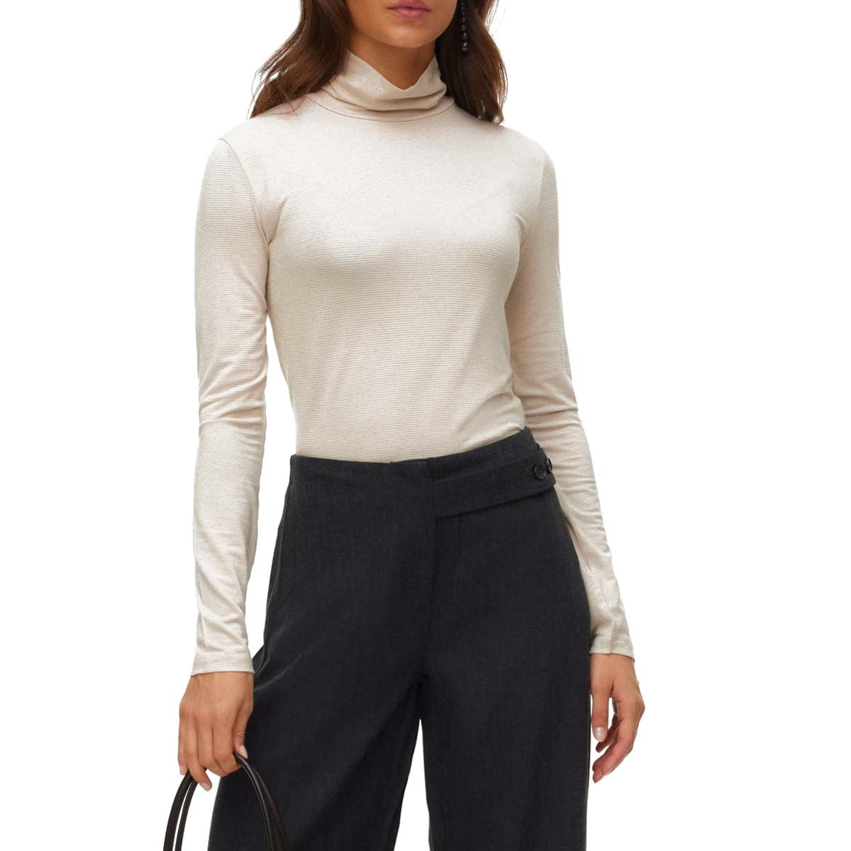 Vero Moda - Maglia a collo alto Lava su Arteni.it