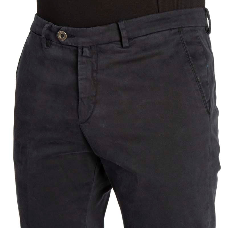 BSettecento - Pantalone tinta unita in cotone pesante su Arteni.it